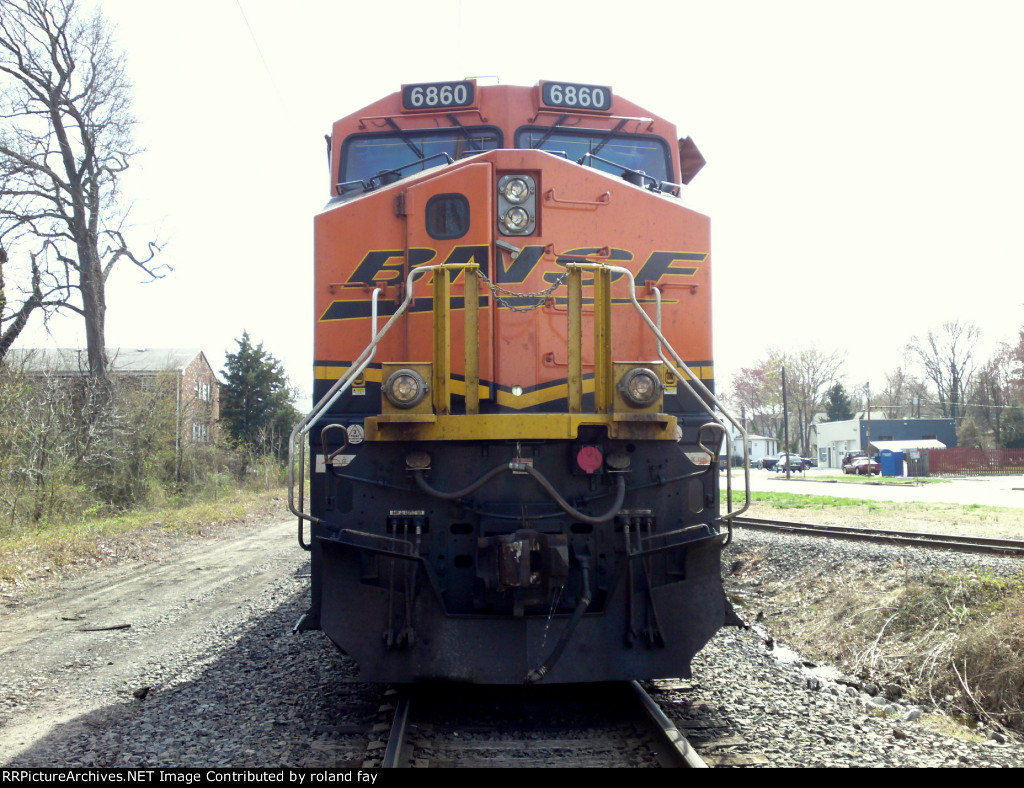 BNSF 6860